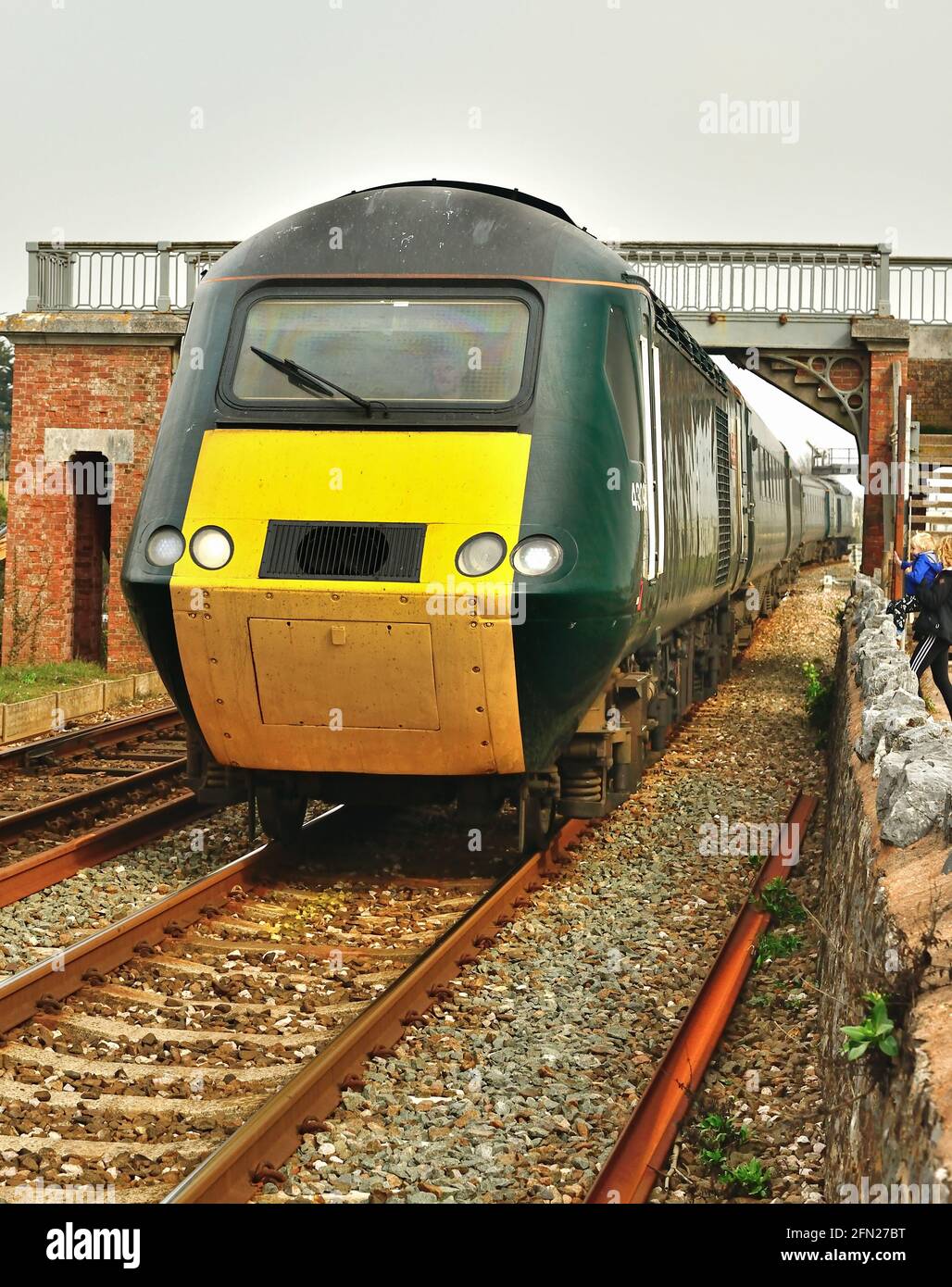 Waving wave rail transport hi-res stock photography and images - Alamy
