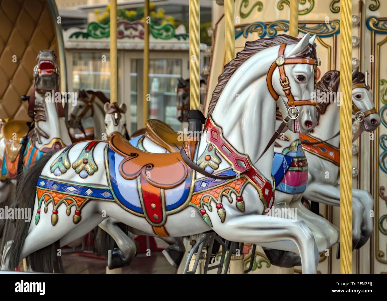 Horse Carnival Ride Tons Of Fun Shows #seahorse Sunday Funday Who Is