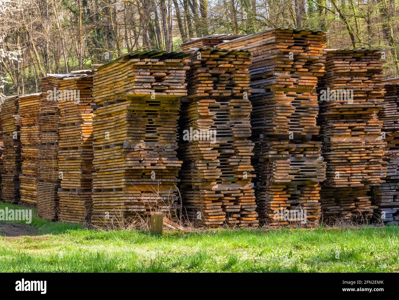 Lumber yard hi-res stock photography and images - Alamy
