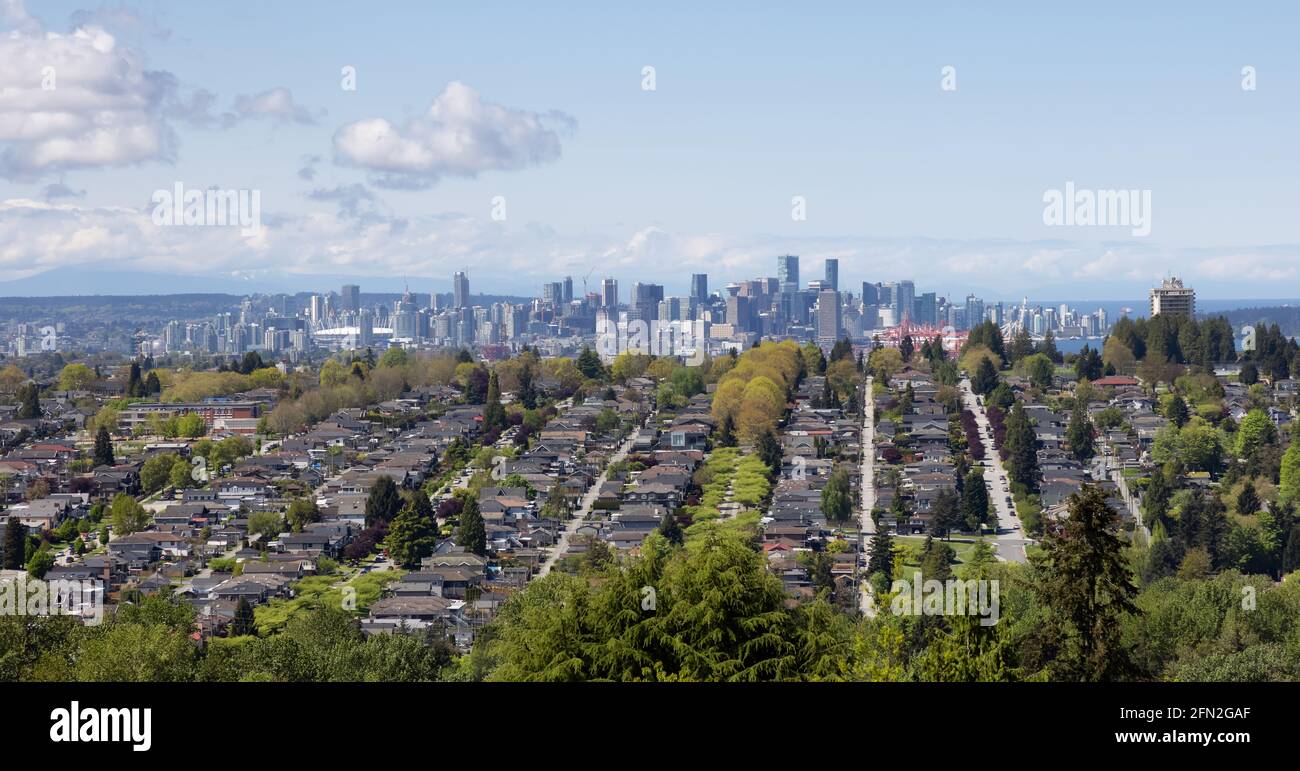 View of residential homes in suburban area of a modern city Stock Photo ...