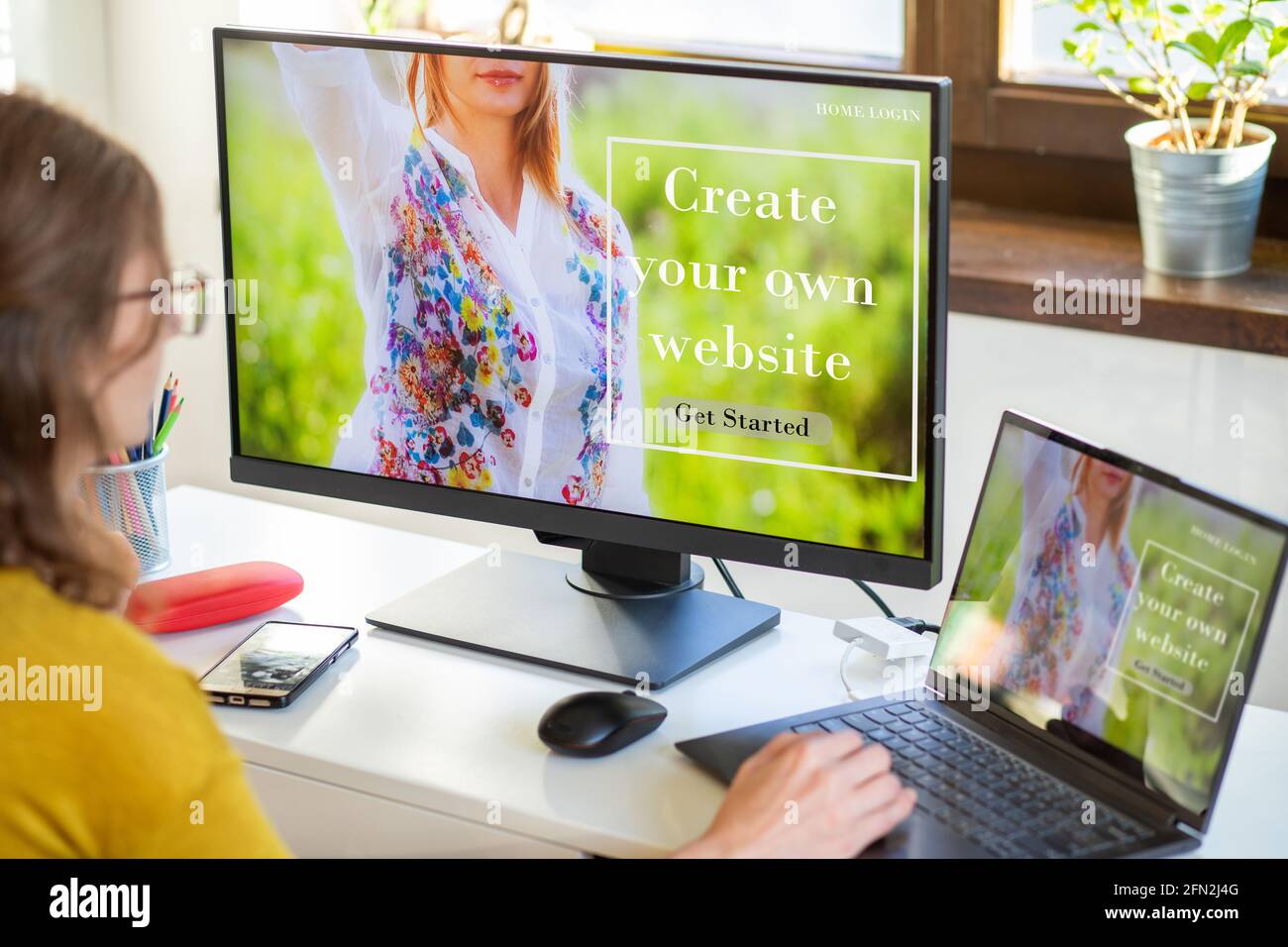 E commerce website asia hi-res stock photography and images - Alamy