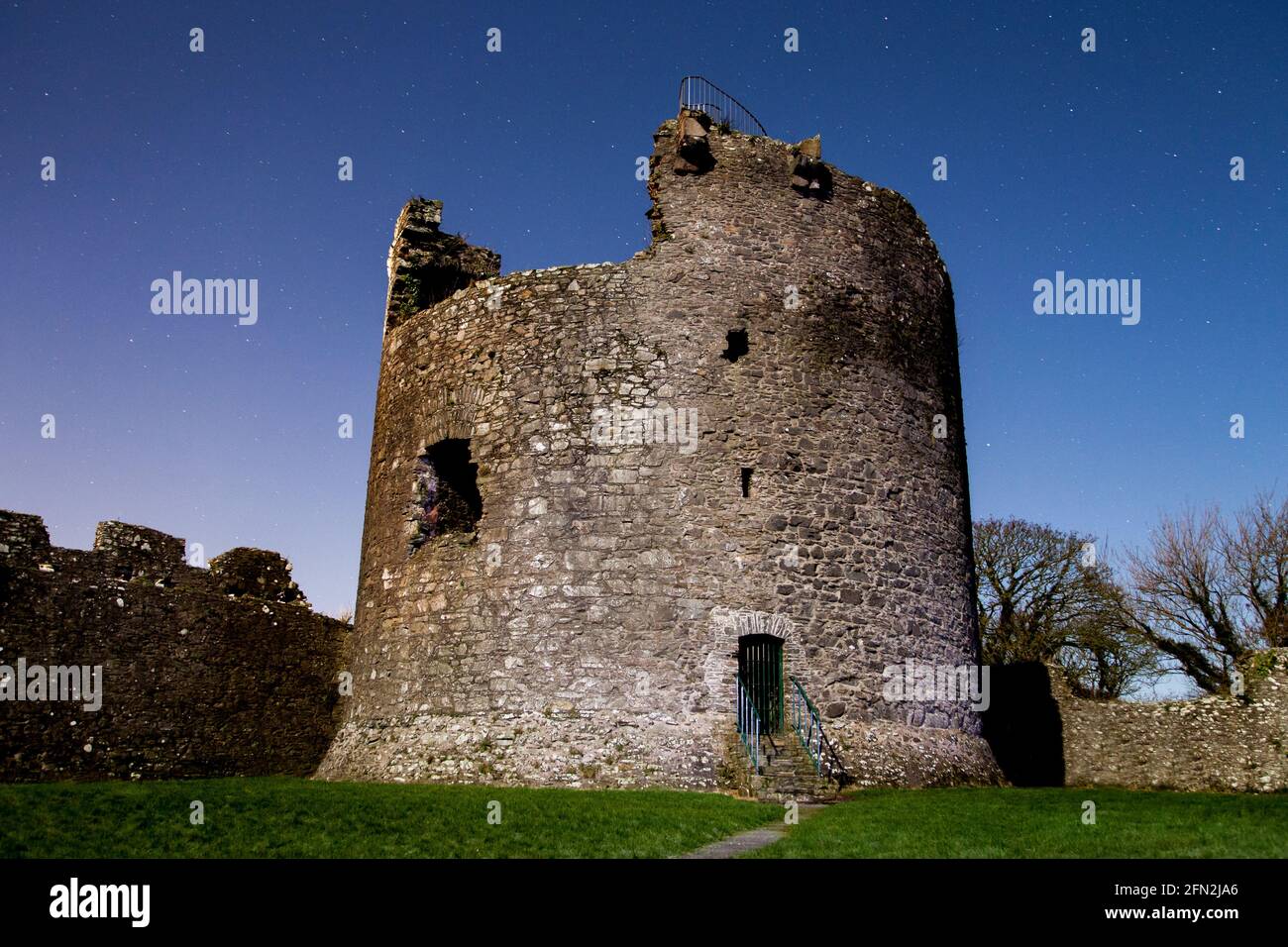 Dundrum Castle High Resolution Stock Photography and Images - Alamy