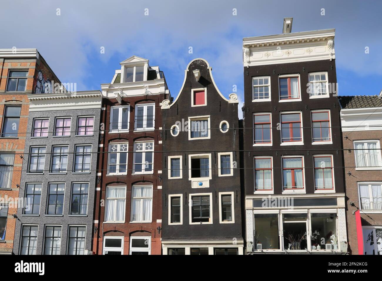 The typical houses of the city of Amsterdam Stock Photo - Alamy