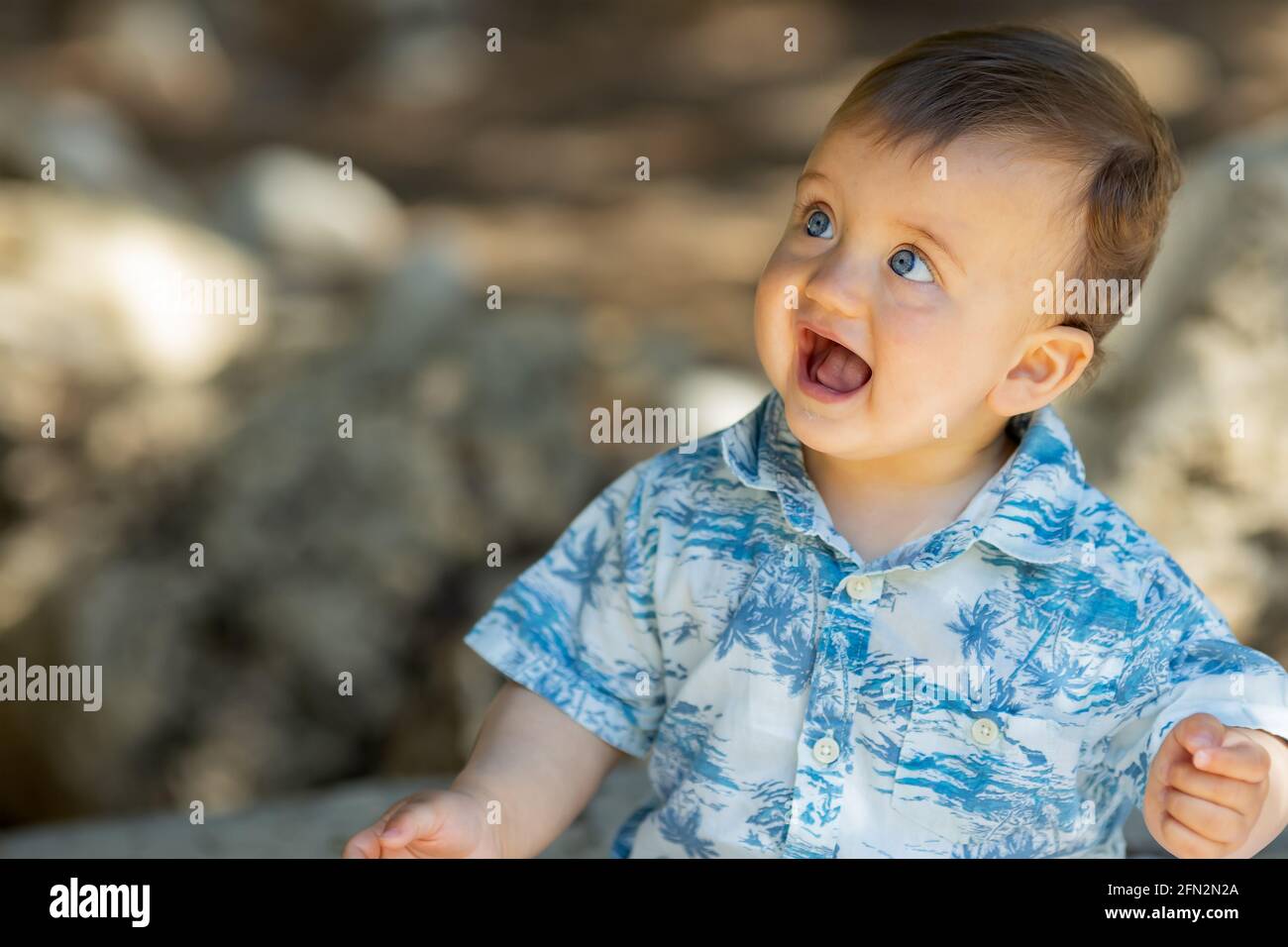 Smailing kid hi-res stock photography and images - Alamy