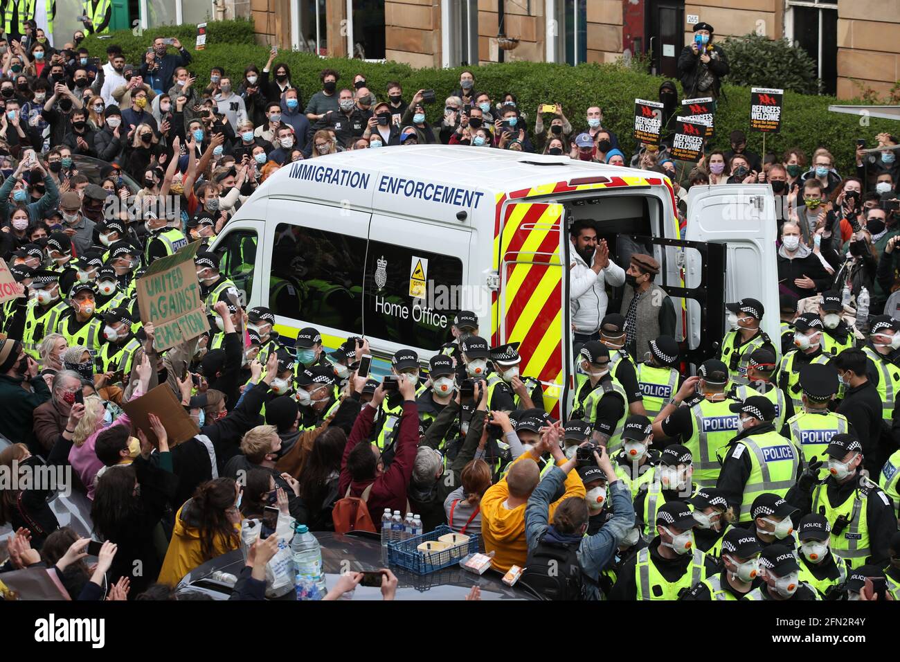 Immigration van in glasgow hi-res stock photography and images - Alamy