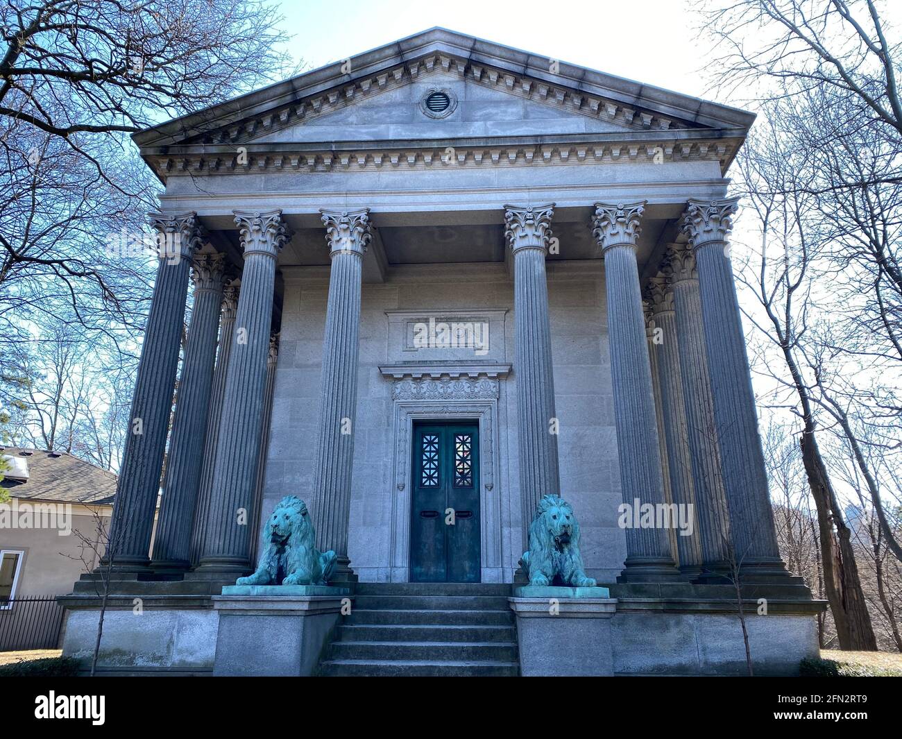 Mount pleasant cemetery hi-res stock photography and images - Alamy