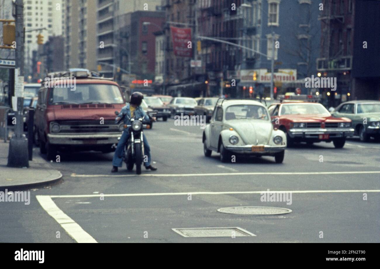 Street scene, New York, USA, 1977 Stock Photo - Alamy