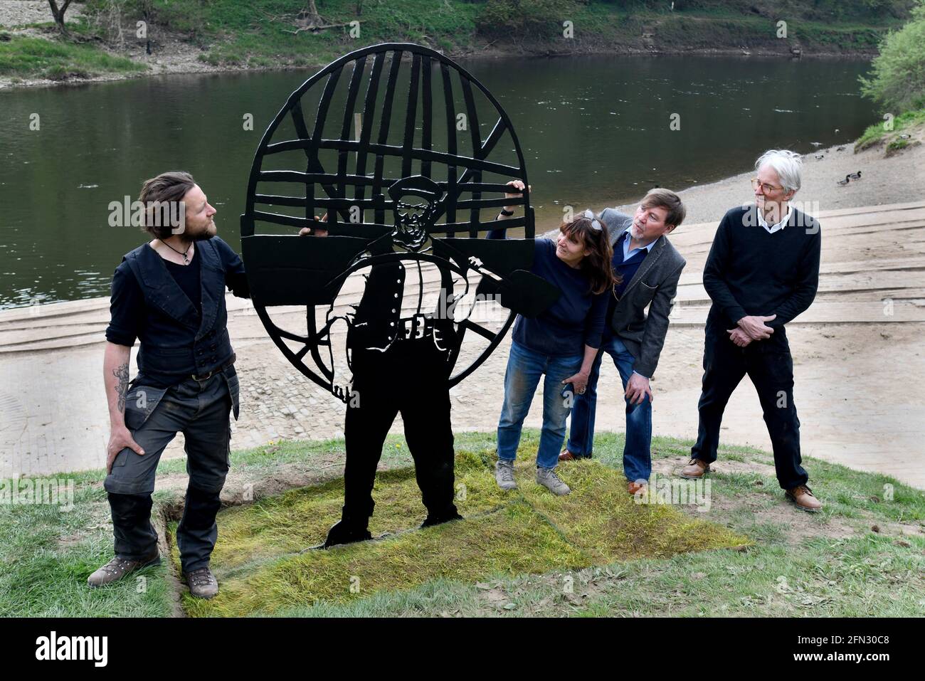 The iron sculpture of Ironbridge coracle man Tommy Rogers with LtoR ...