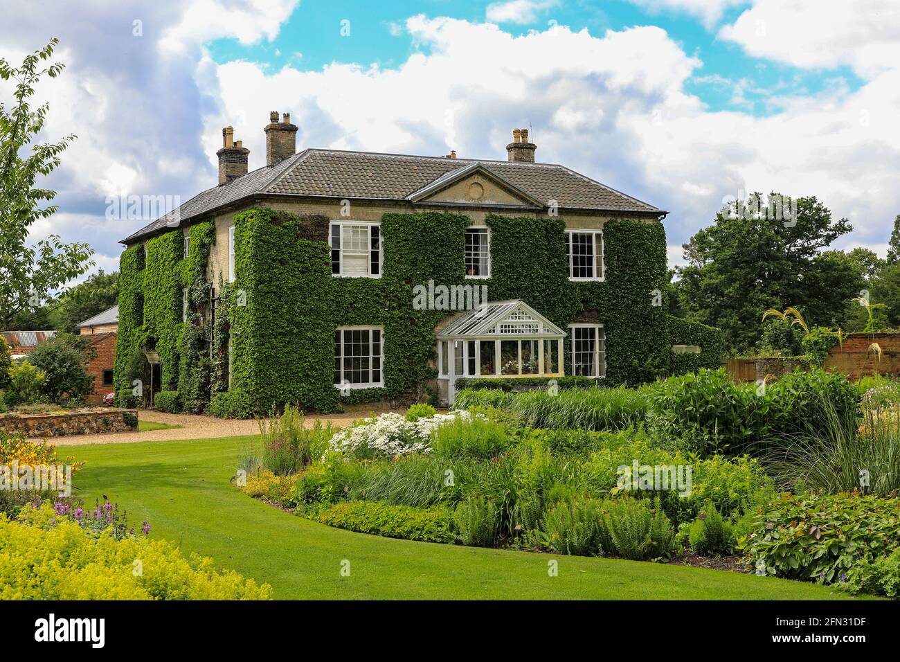 Bressingham hall garden hi-res stock photography and images - Alamy