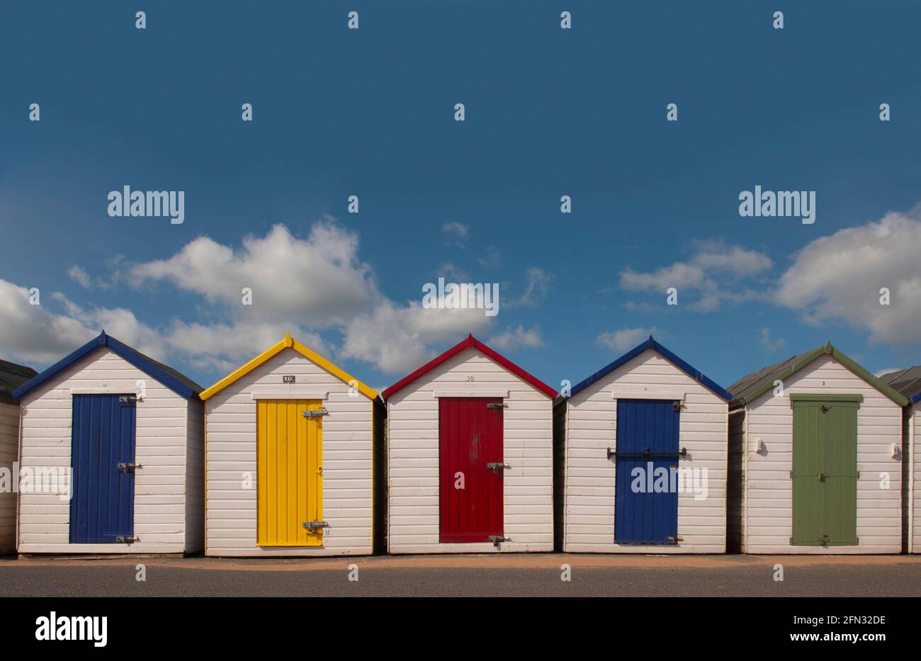Beach huts Goodrington Devon Stock Photo - Alamy