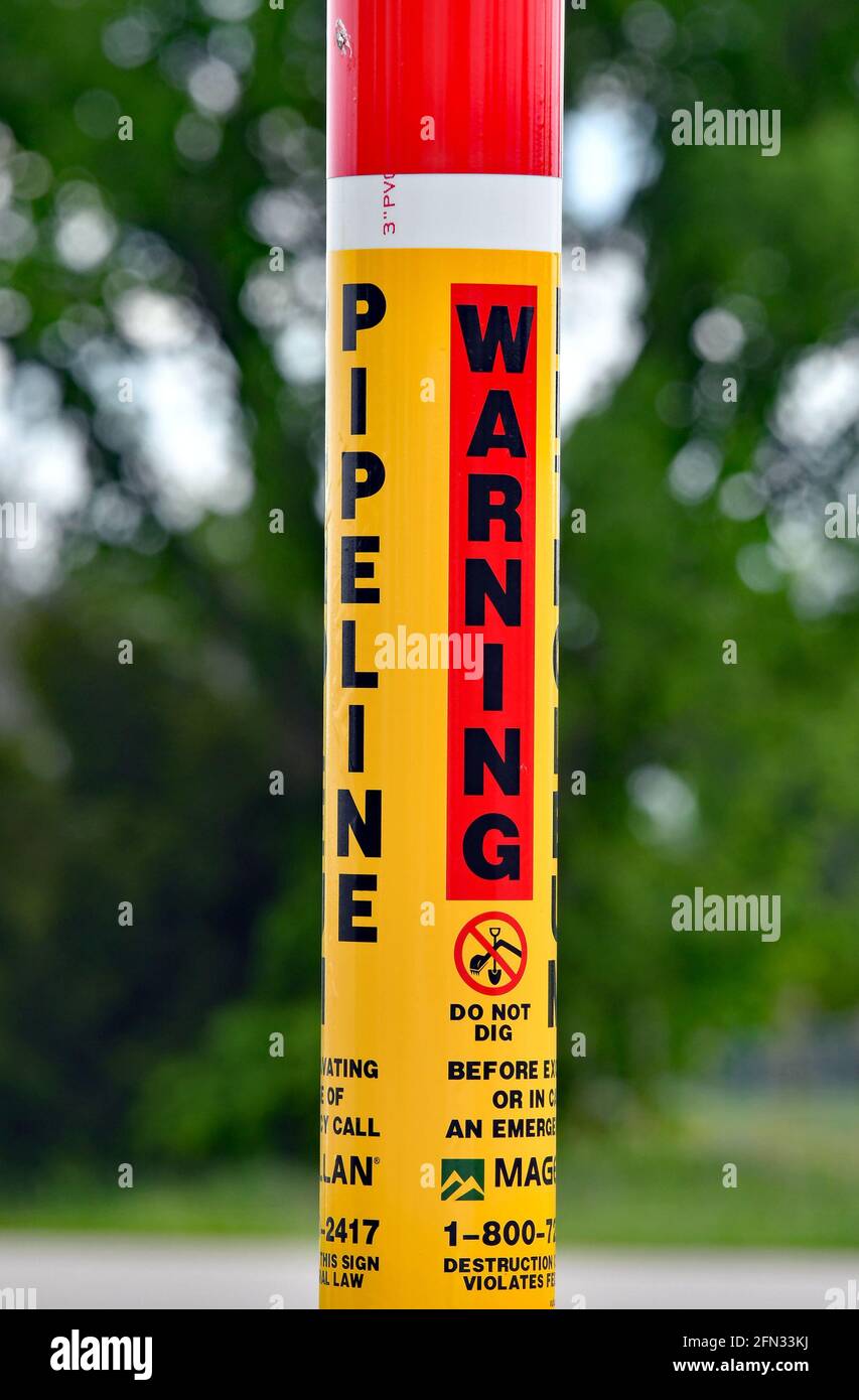 Petroleum pipeline crossing warning signs indicating where underground ...