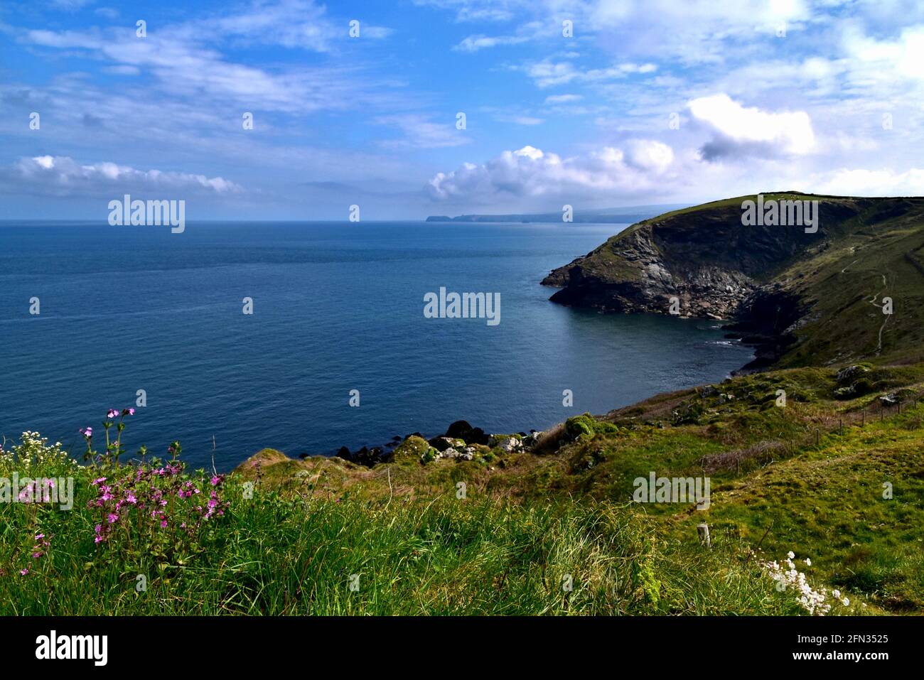 Downgate Cove on the South West Coast Path between Port Quin and Port ...
