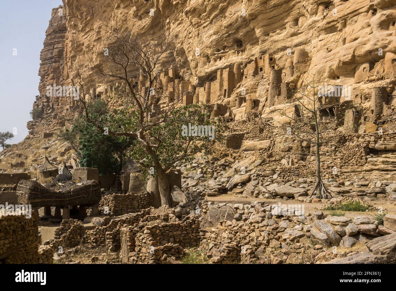 Dogon cliff houses and burial chambers Irelli village UNESCO World ...