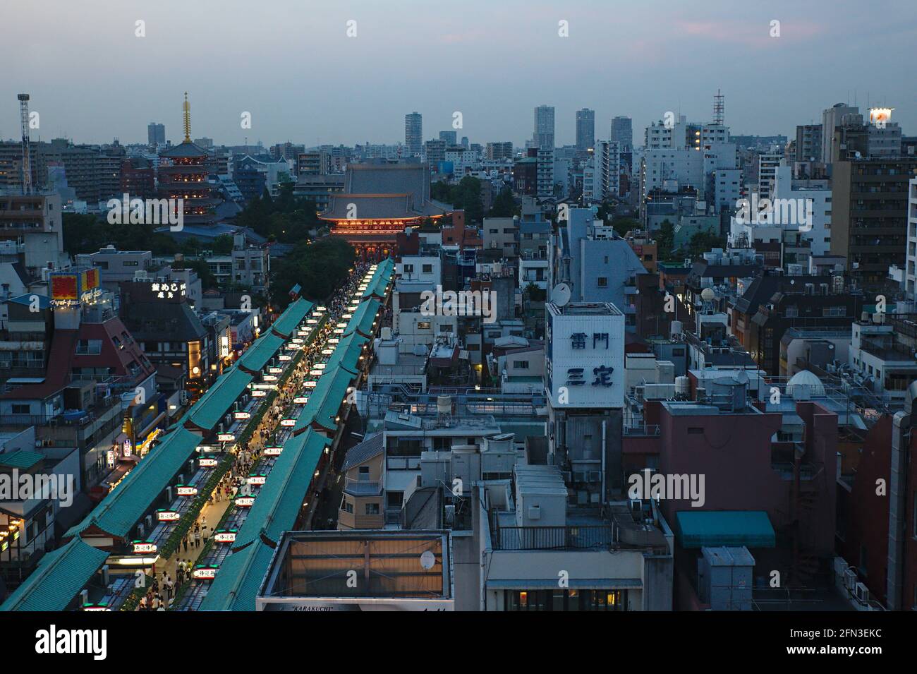 Tokyo vacations hi-res stock photography and images - Alamy