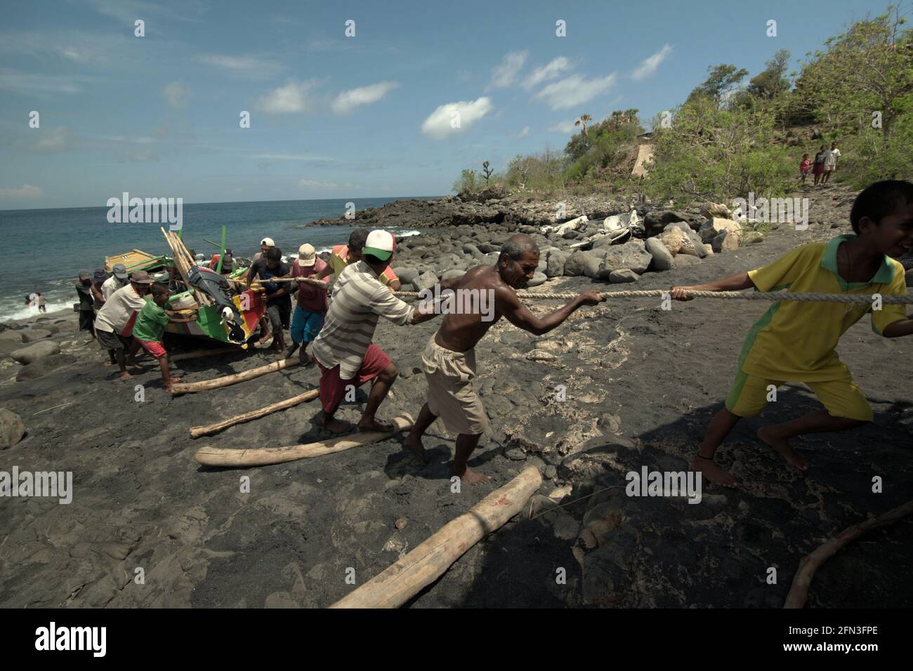 Aboriginal whaling village hi-res stock photography and images - Alamy