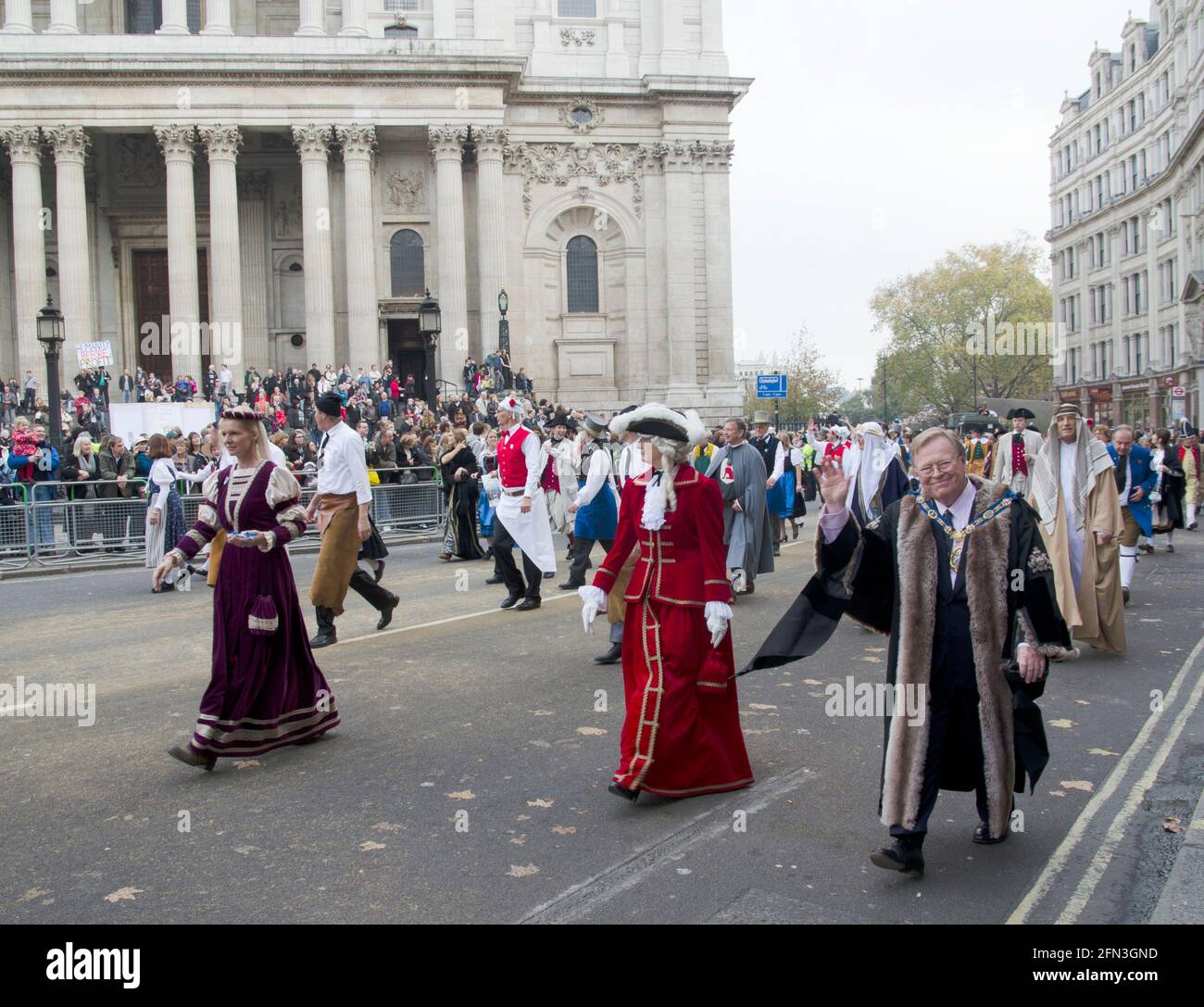Lord mayor’s parade hi-res stock photography and images - Alamy