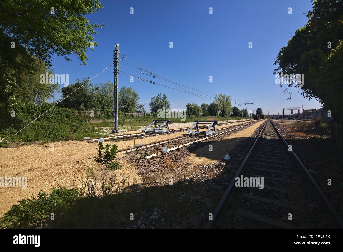 Railway dead end hi-res stock photography and images - Alamy
