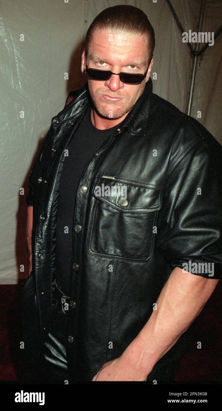 Triple h 2000 hi-res stock photography and images - Alamy