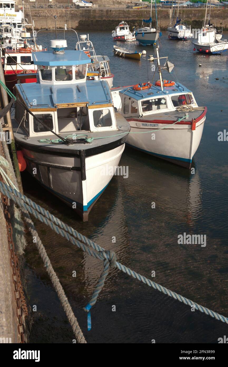 Devonian harbour hi-res stock photography and images - Alamy