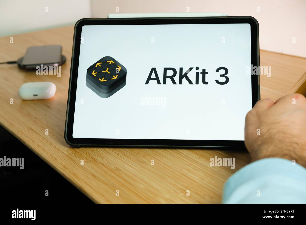Apple ARKit 3 logo on the screen of iPad tablet. March 2021, San Francisco, USA Stock Photo - Alamy