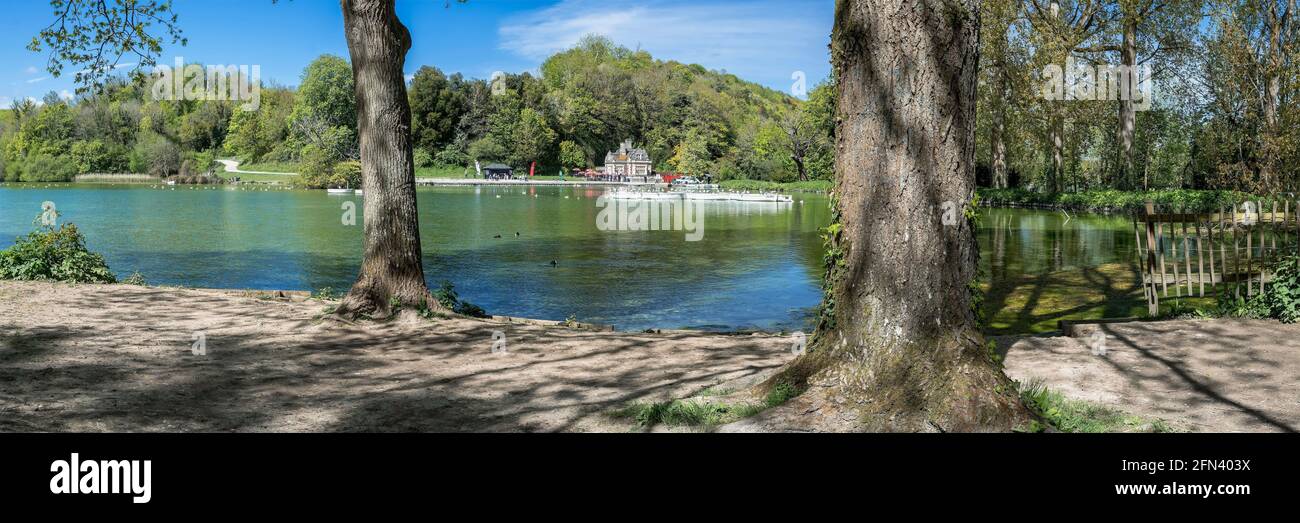 Swanbourne Lake, Arundel, West Sussex, UK Stock Photo - Alamy