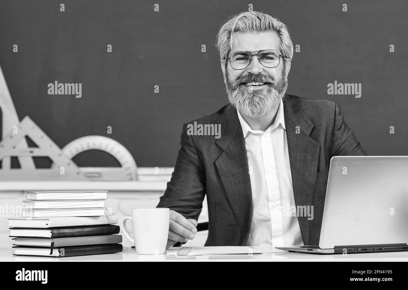 Teacher Of Year Elderly Man Back To School University Professor Sit
