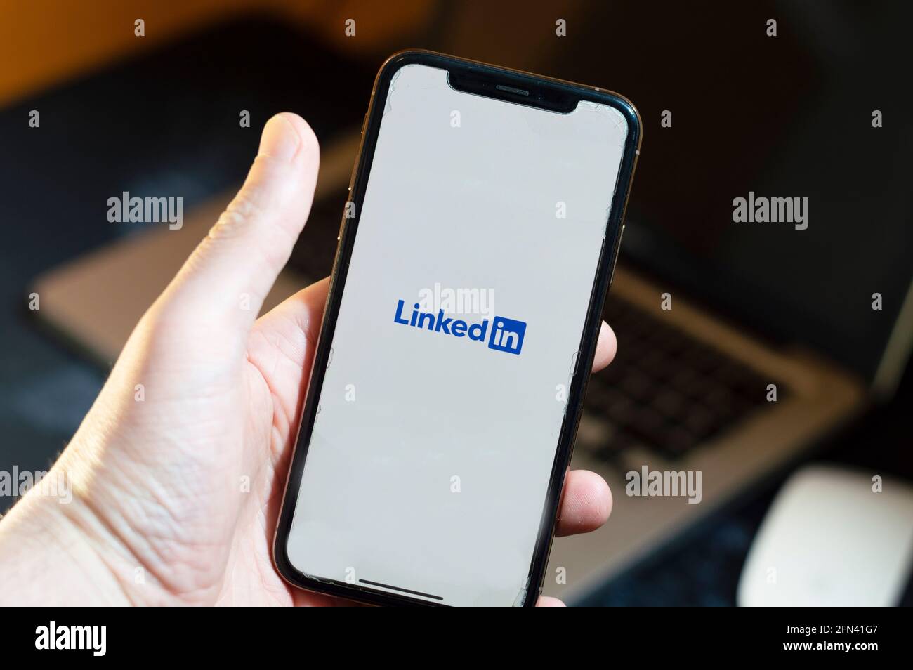 Linkedin app hi-res stock photography and images - Alamy