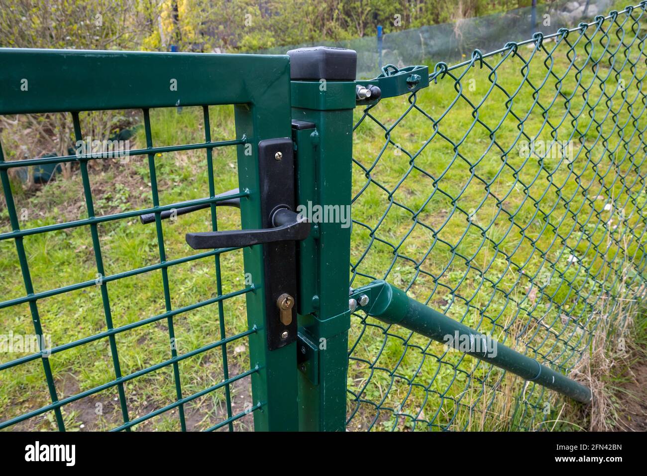 Gate And Trellis High Resolution Stock Photography and Images - Alamy