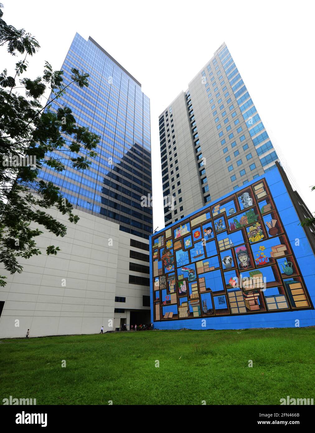 Mural decoration in Bonifacio Global City in Metro Manila, The ...