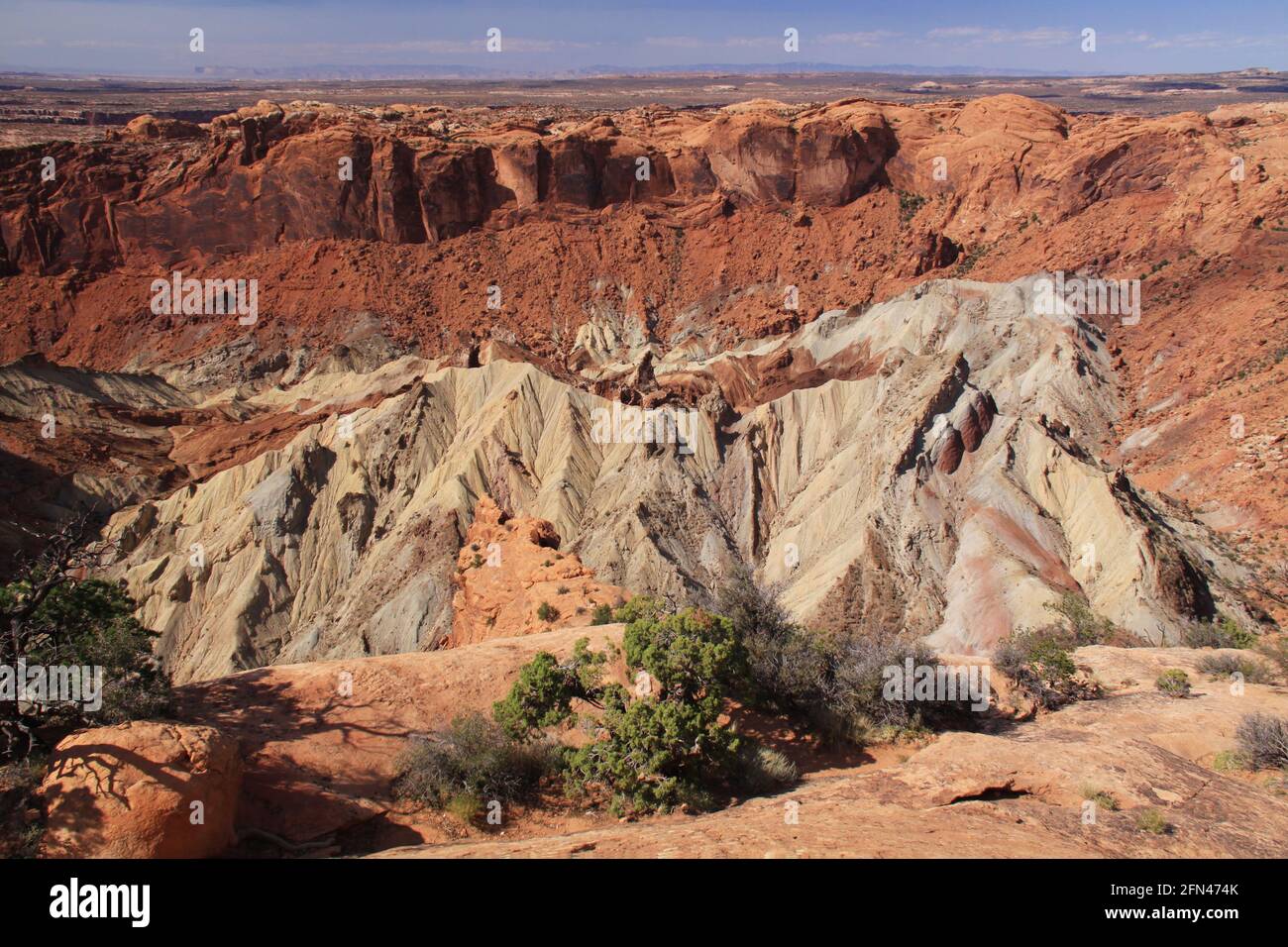 Upheaval dome hi-res stock photography and images - Alamy