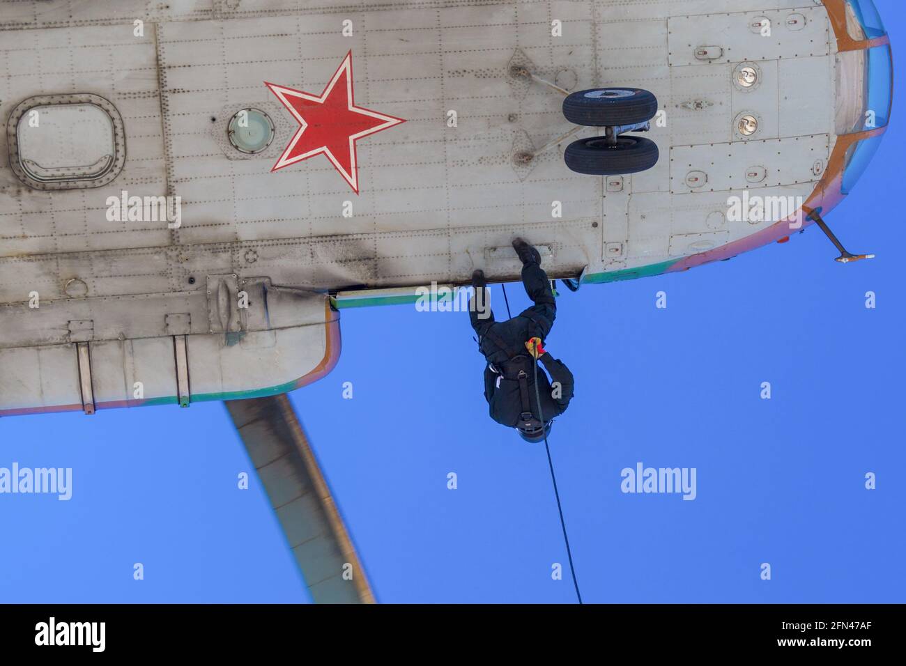 Mi 18 helicopter hi-res stock photography and images - Alamy