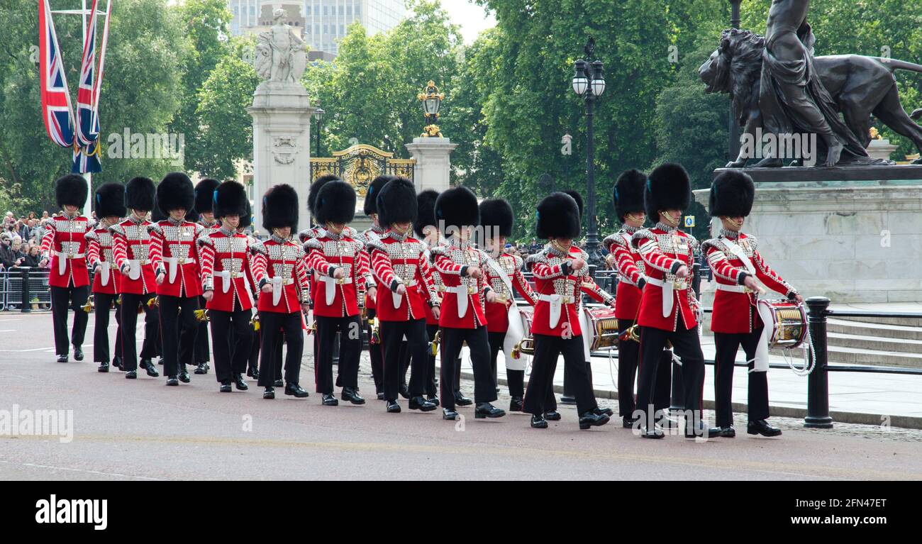 Drummers of Household Guard Marching Outside Buckingham Palace The Mall ...