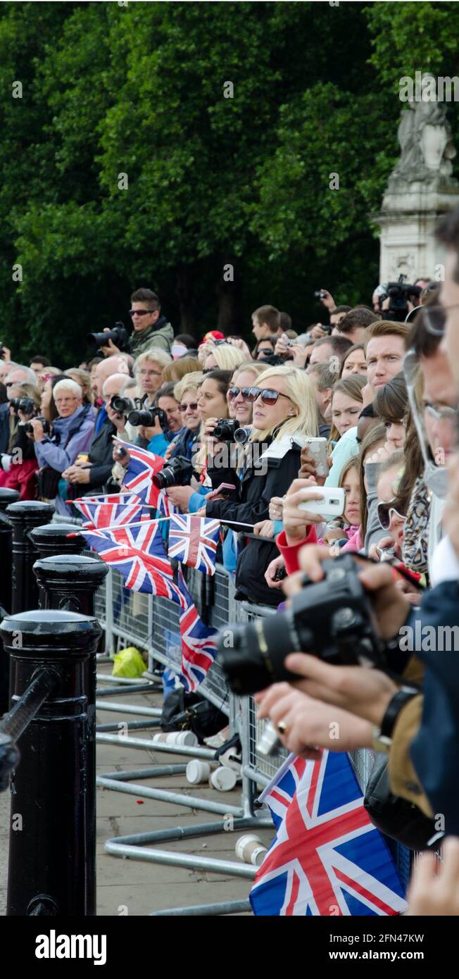 Crowd Waving Union Jack Flags Outside Buckingham Palace Trooping The ...