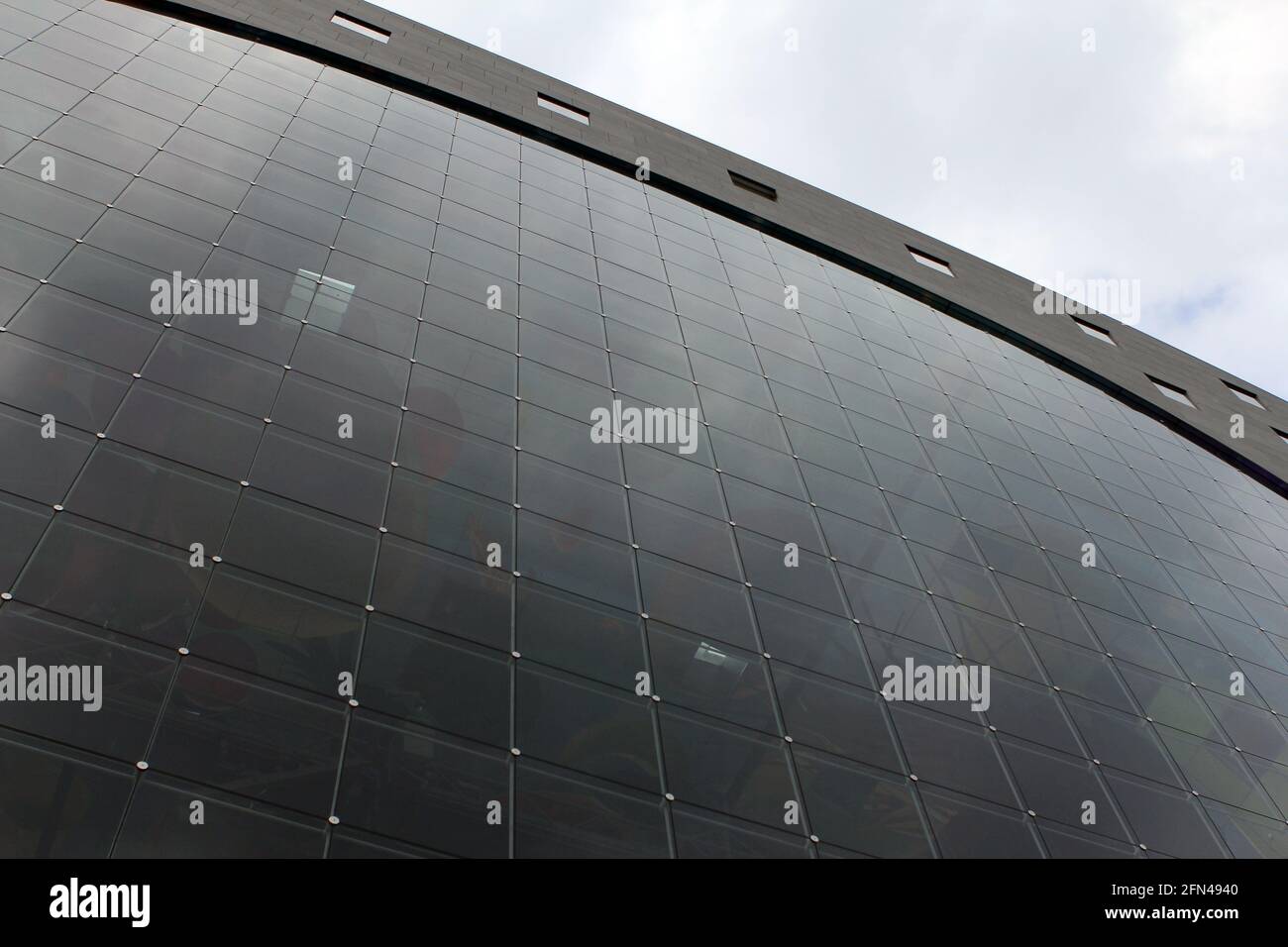 Rotterdam Market Hall. Facade of the famous curved palace with ...