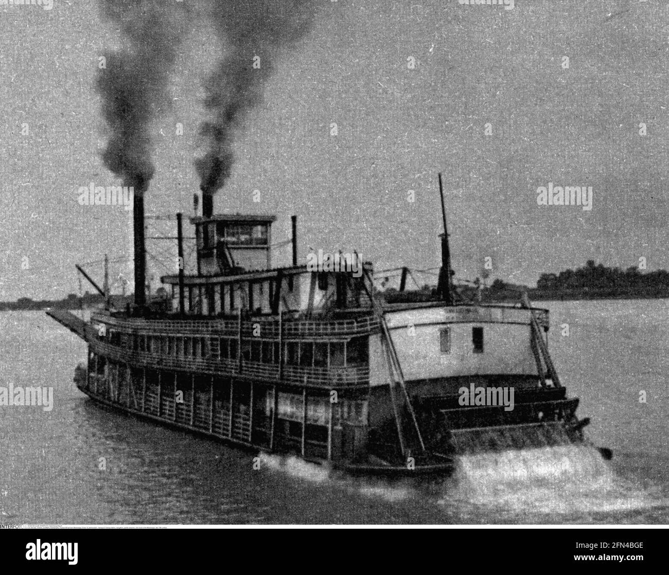 Paddle steamer 19th century hi-res stock photography and images - Alamy