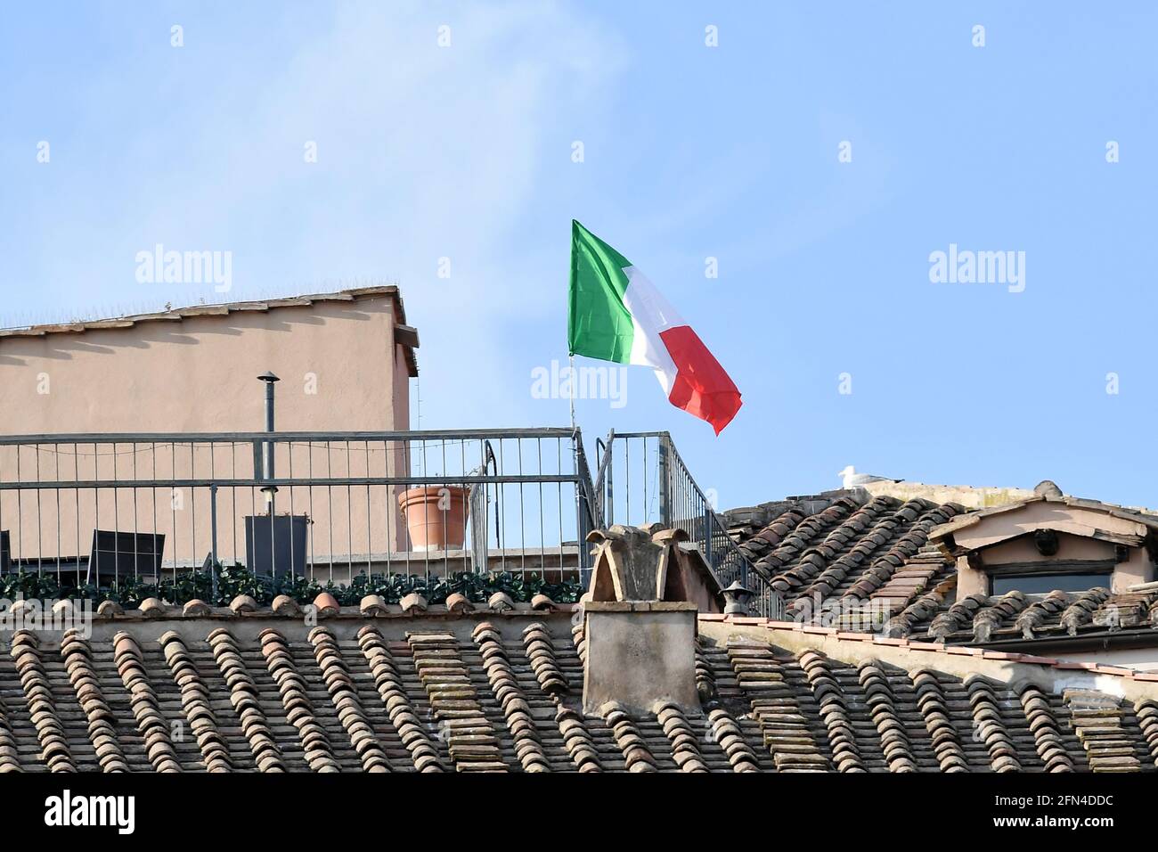 Rome italian flag hi-res stock photography and images - Alamy