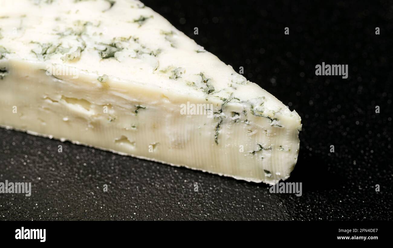 Fungal cheese hi-res stock photography and images - Alamy