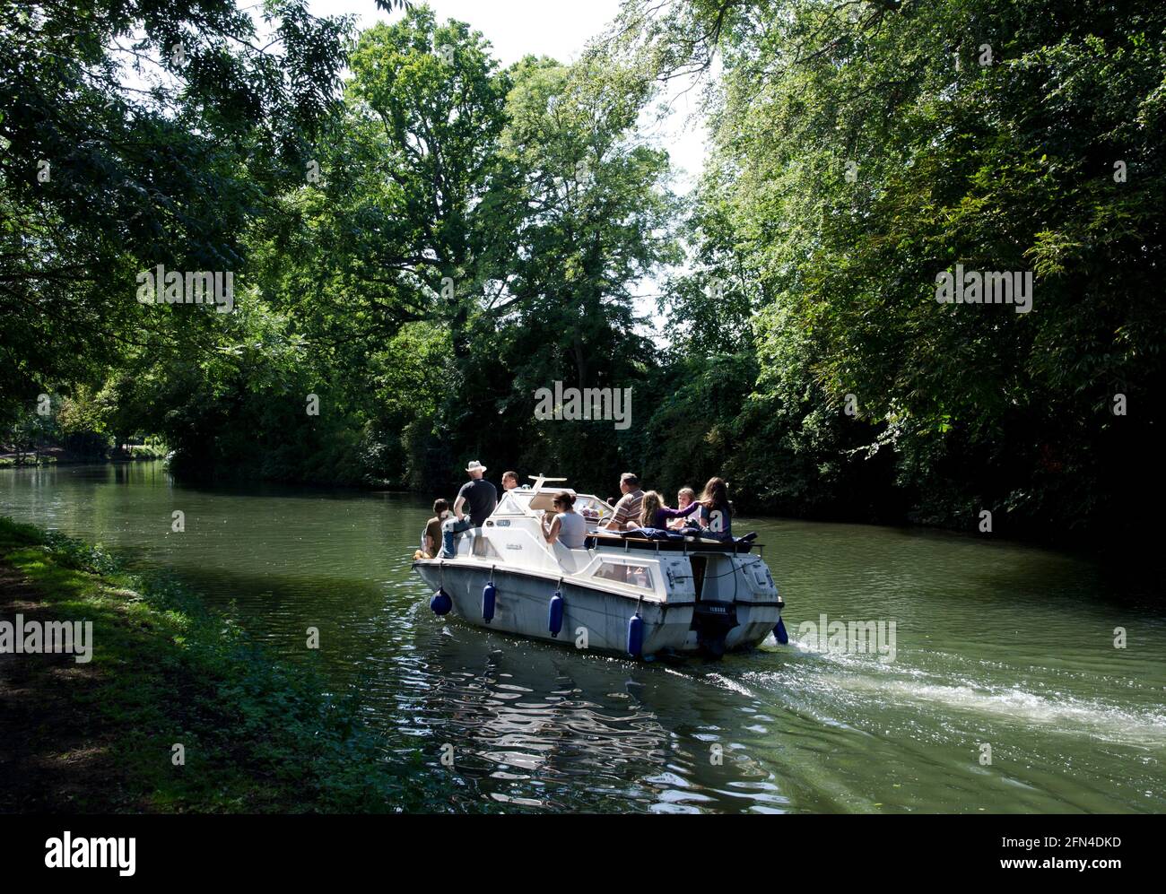 Boating River Lea Ware Hertfordshire Stock Photo - Alamy