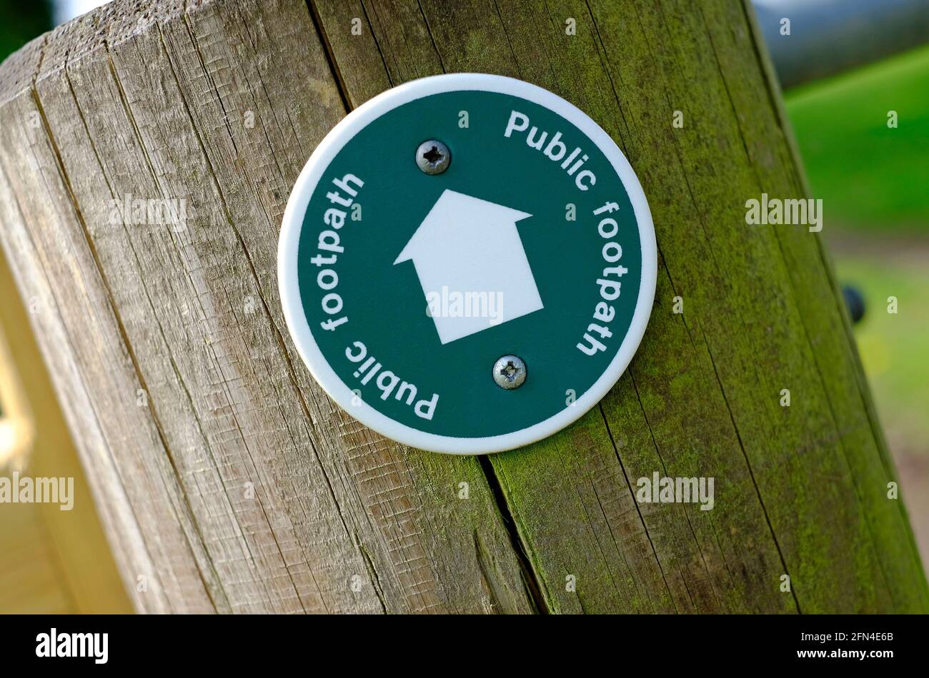 Small gate hi-res stock photography and images - Alamy