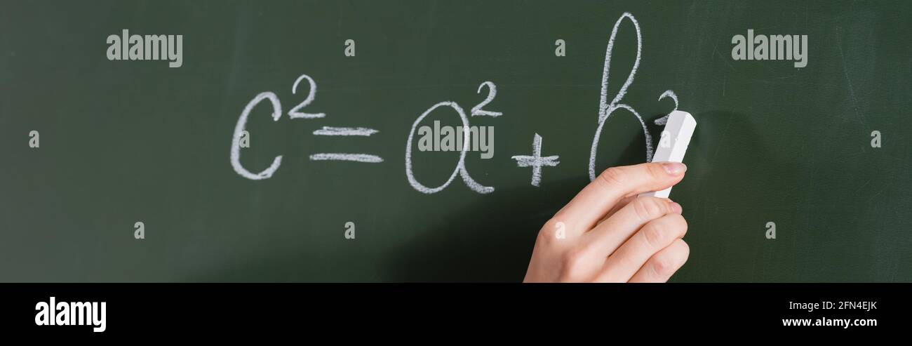 Chalkboard writing equation hi-res stock photography and images - Alamy