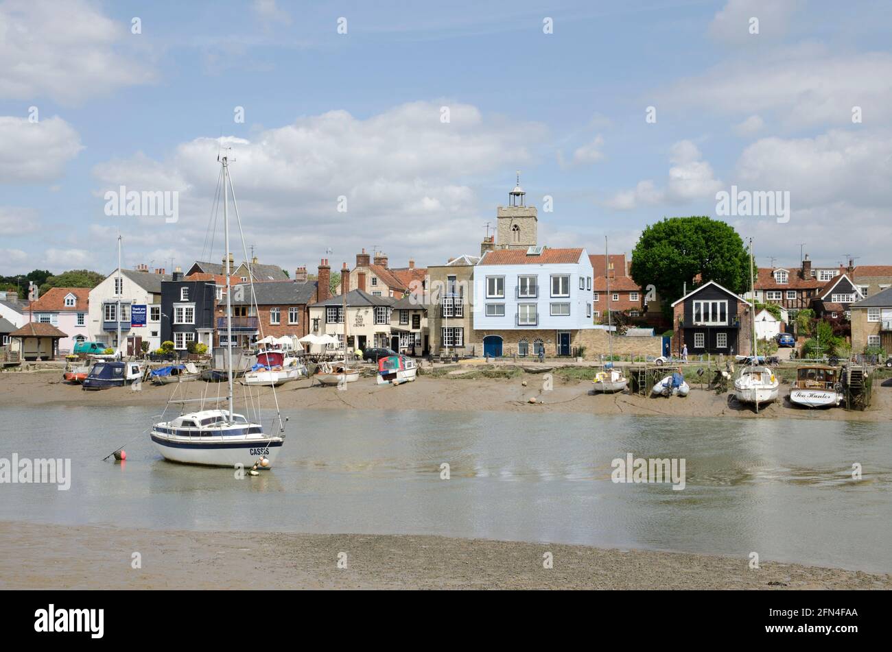 Wivenhoe river colne hi-res stock photography and images - Alamy