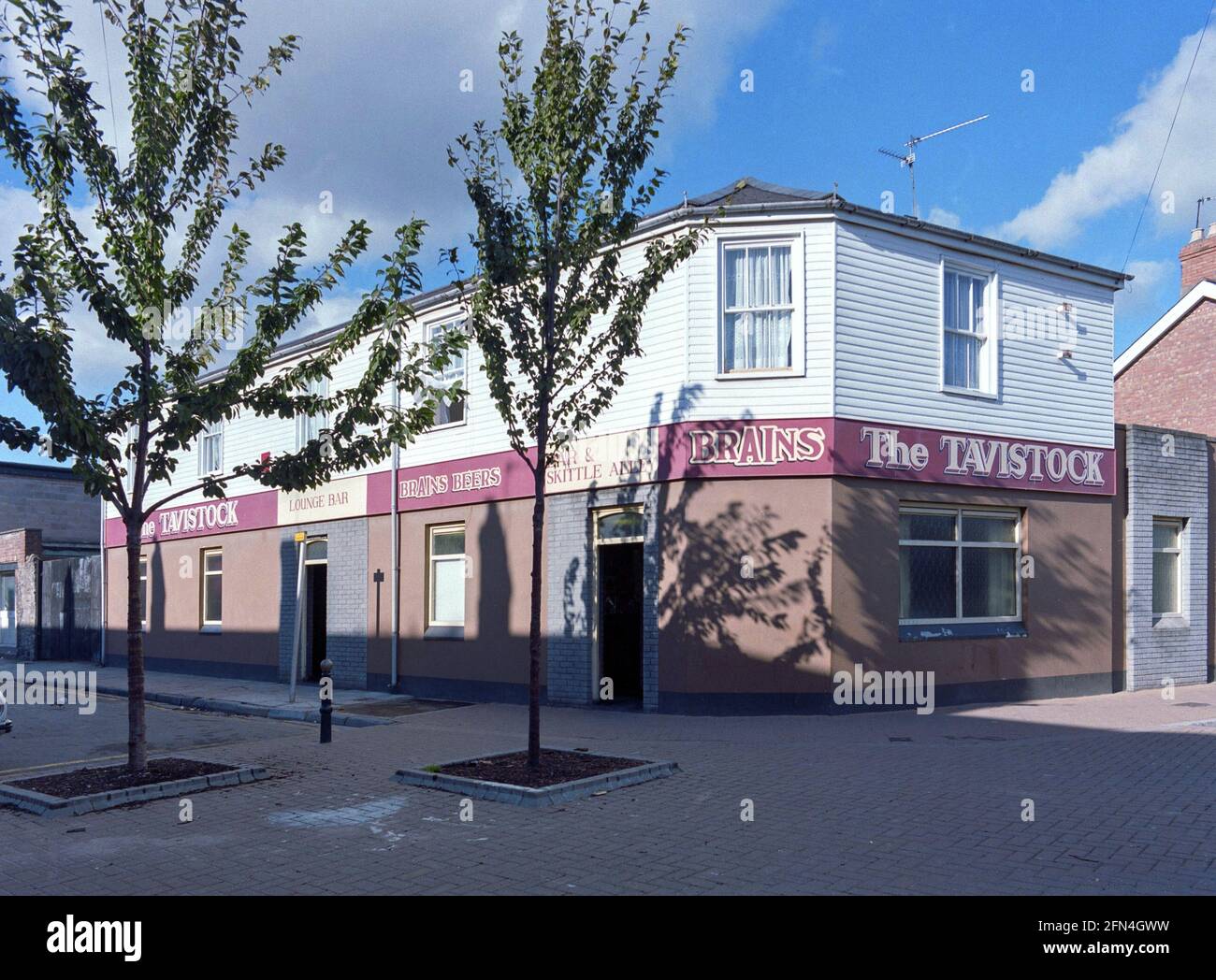 The Tavistock Pub, Roath, Cardiff Stock Photo - Alamy