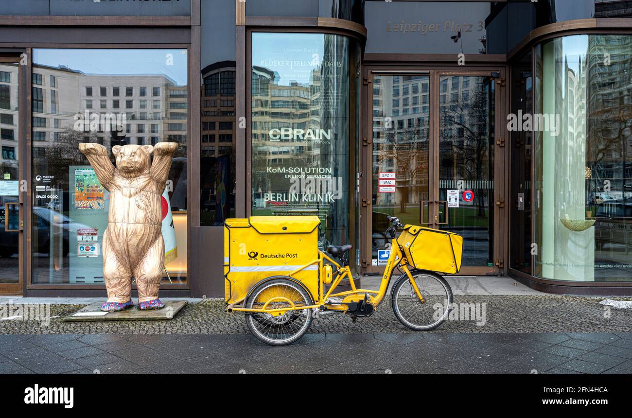 Deutsche post bicycle hi-res stock photography and images - Alamy