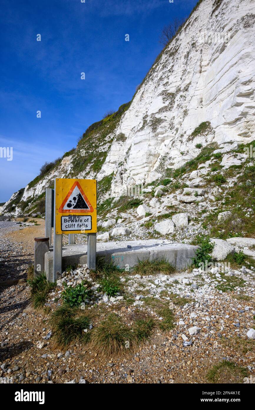 Cliff fall warning sign hi-res stock photography and images - Alamy