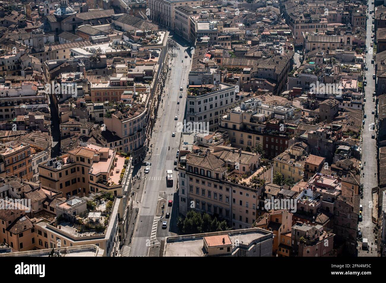 Rome italy roofs view downtown hi-res stock photography and images - Alamy