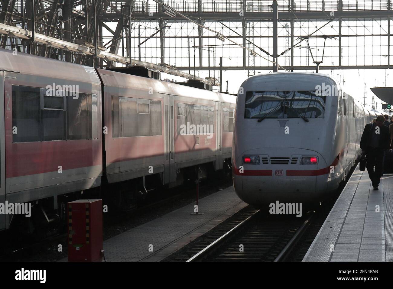 one arriving ICE (Inter City Express) Train at the Frankfurt central ...