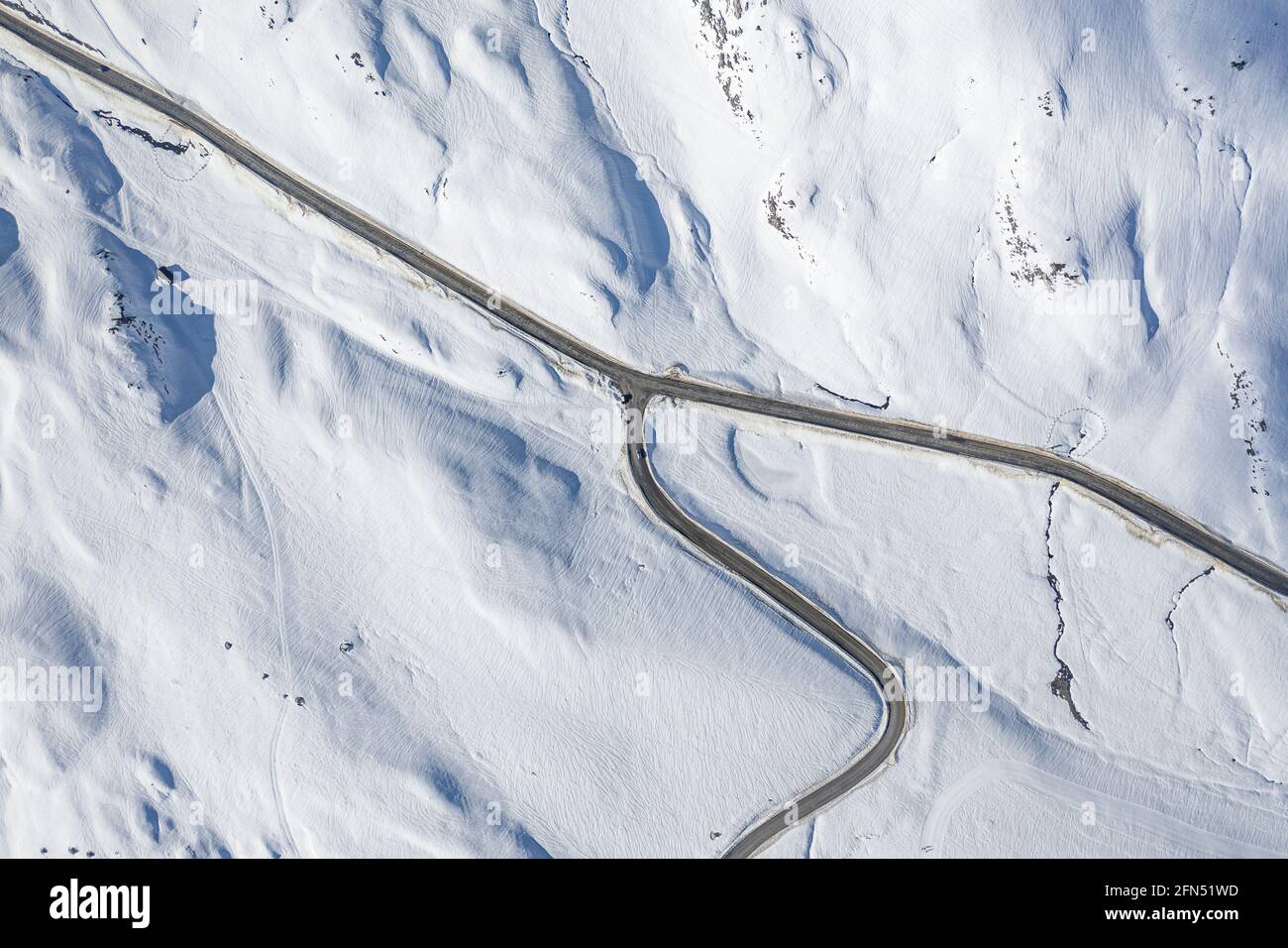 Aerial view of Pla de Beret in winter. The image shows the two sources ...