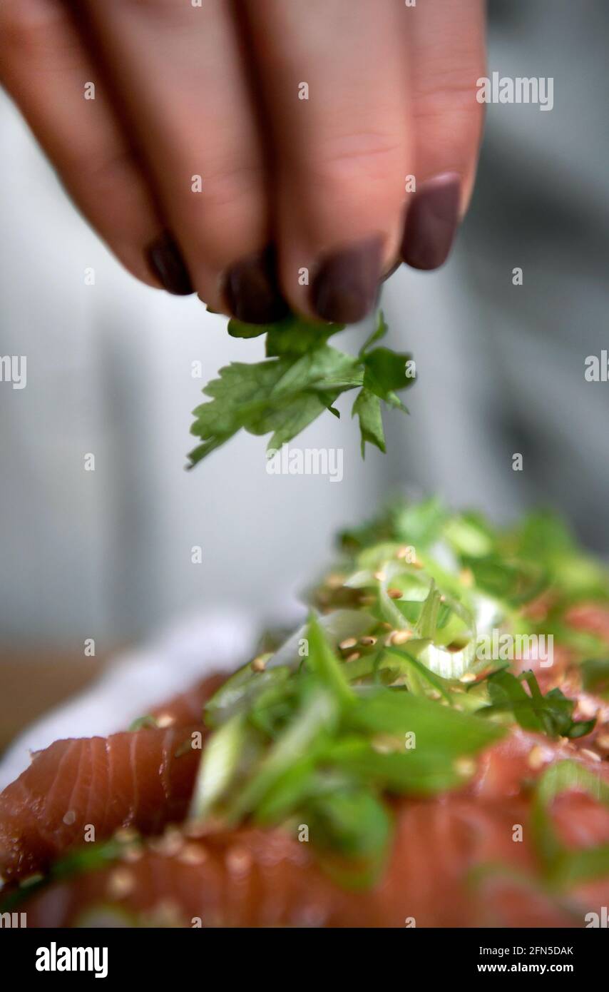 Salmon sashimi with leek topping Photo Janerik Henriksson / TT code ...