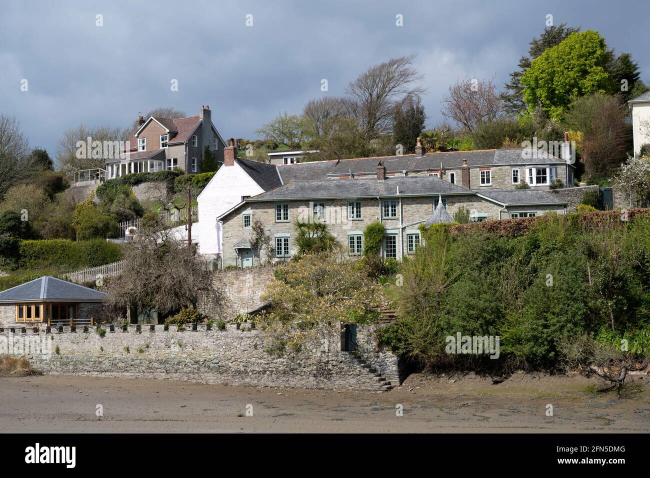 Lower Batson & Batson Creek, Salcombe, Devon, England Stock Photo - Alamy