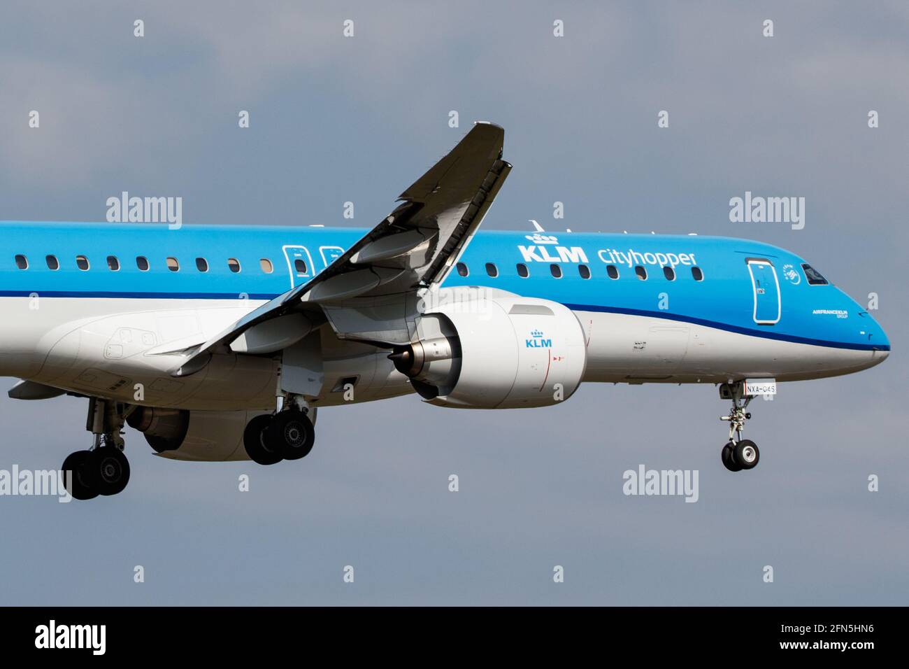 HAMBURG, GERMANY - Apr 17, 2021: KLM (KL / KLM) approaching Hamburg ...